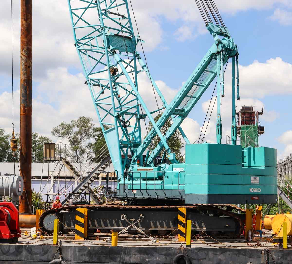 Kobelco 7250S - Marina Technology & Construction :: www.trucks-cranes.nl